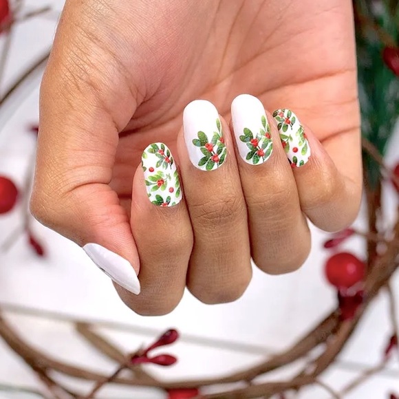 Color Street | Makeup | Berry Merry Retired Rare | Poshmark